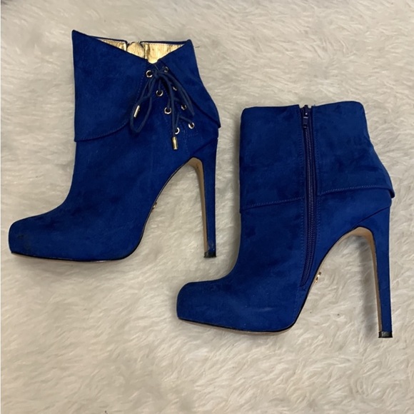 Thalia Sodi | Shoes | Thalia Sodi Olivia Blue Suede Booties 75 | Poshmark